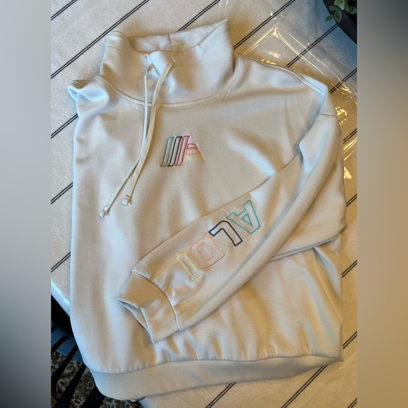 Aldi | Sweaters | Aldi Womens Limited Edition Pull Over Sweatshirt ...